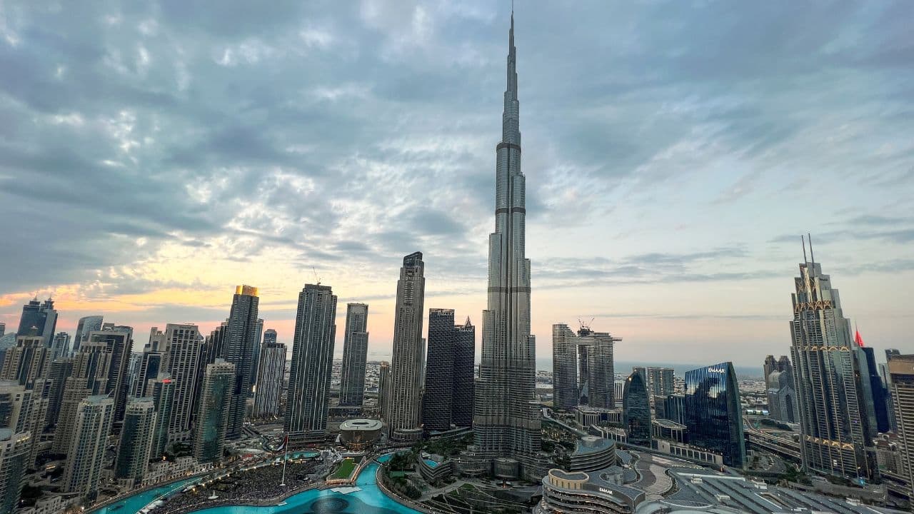 Dubai attractions cut prices as war disrupts tourism