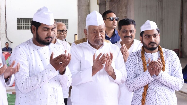 Nitish Kumar skips Gandhi Maidan Eid namaz for first time in 20 years ...