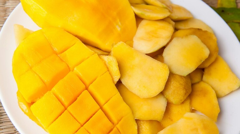 7 health benefits of eating mangoes, from immunity to weight balance