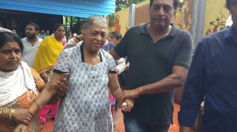 Prakash Raj’s mother Suvarnalatha passes away at 86, last rites to be ...