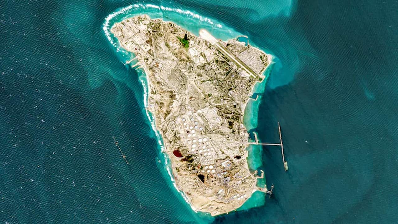 Iran’s Kharg Island oil jetties empty again yesterday, satellite shows