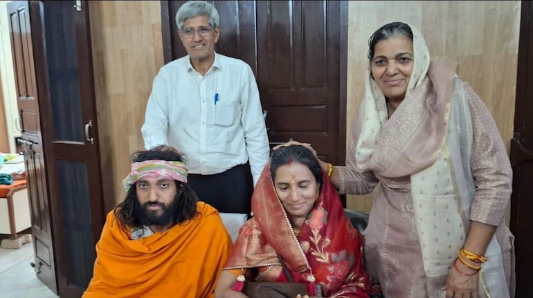 Viral 'IIT baba' ties the knot: Who is Abhay Singh’s Bengaluru-based ...