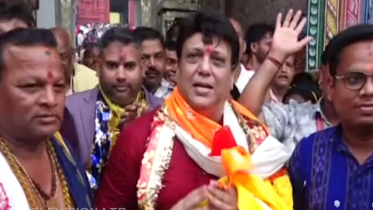 Govinda offers prayers at Jagannath Temple, says “It feels really happy ...