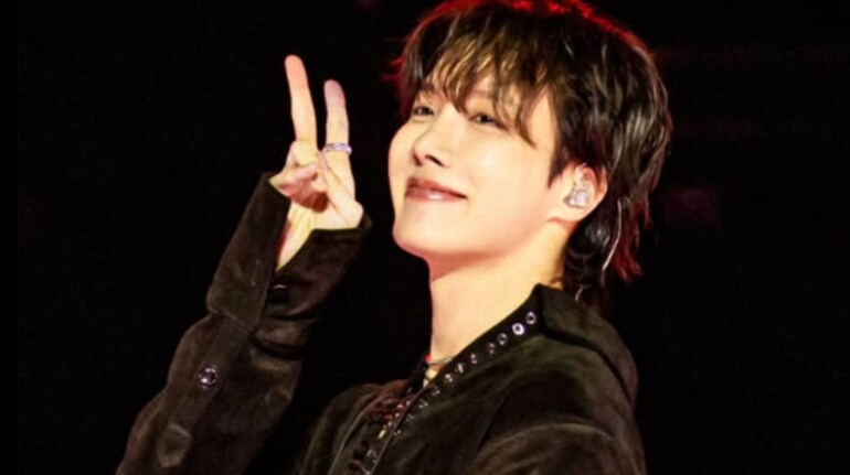 BTS’ J-Hope pays emotional tribute to late grandmother at Tokyo concert ...