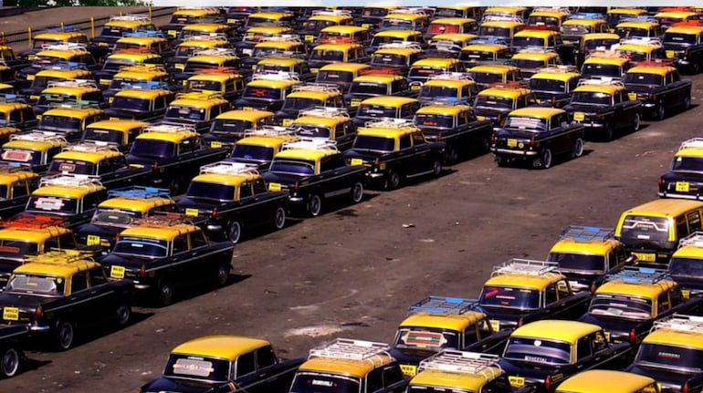 Maharashtra cab strike: App-based drivers launch indefinite hunger ...