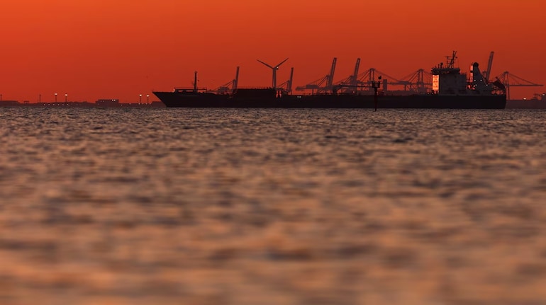 Iran gunboats seize two ships in Strait of Hormuz; Iranian tankers test ...