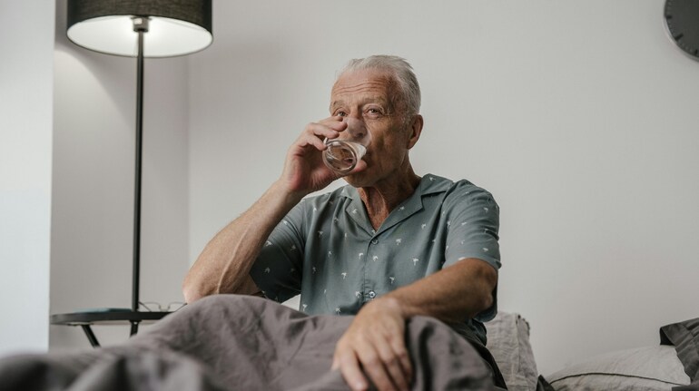 8 nighttime habits to swear by to keep kidneys healthy