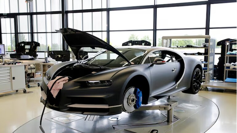 Porsche to sell stake in sports car maker Bugatti