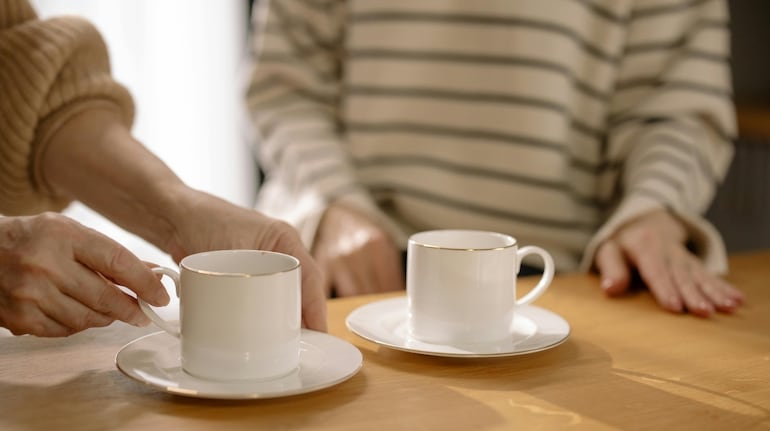 Drinking coffee on empty stomach does more harm than you think, top ...