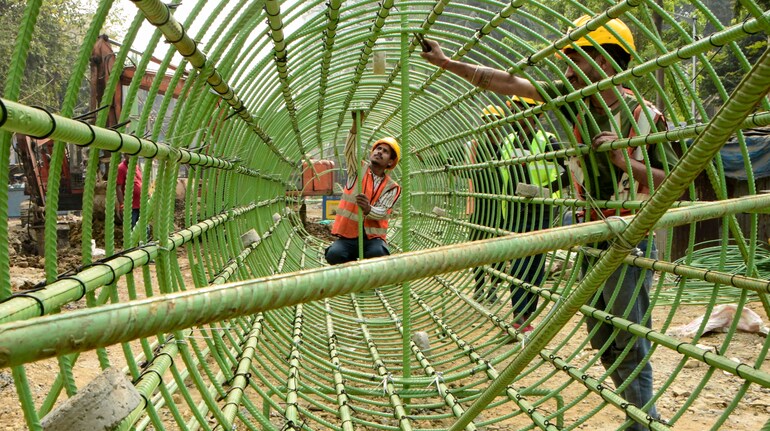 Labour reforms: Govt fully operationalises four new codes by publishing ...