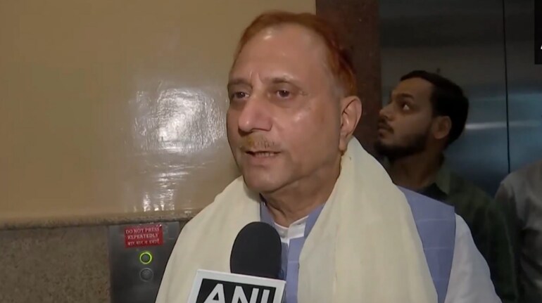 BJP's Pravesh Wahi elected MCD mayor