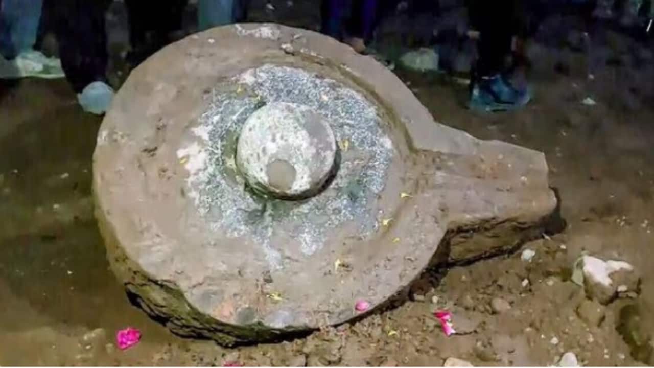 Shivalinga discovered at Mahakaleshwar Temple during excavation for ...