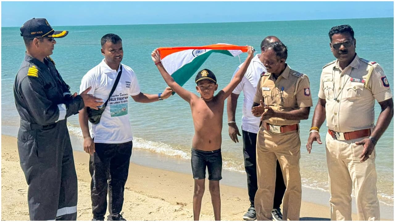 7-year-old Ranchi boy creates record: Ishank Singh swims 29 km from Sri ...