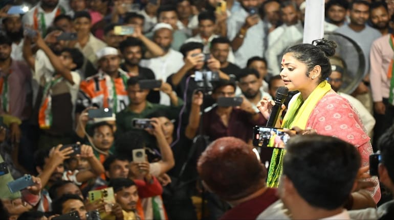 Who is Saayoni Ghosh? TMC MP who 'humbly accepted' Bengal verdict, says ...