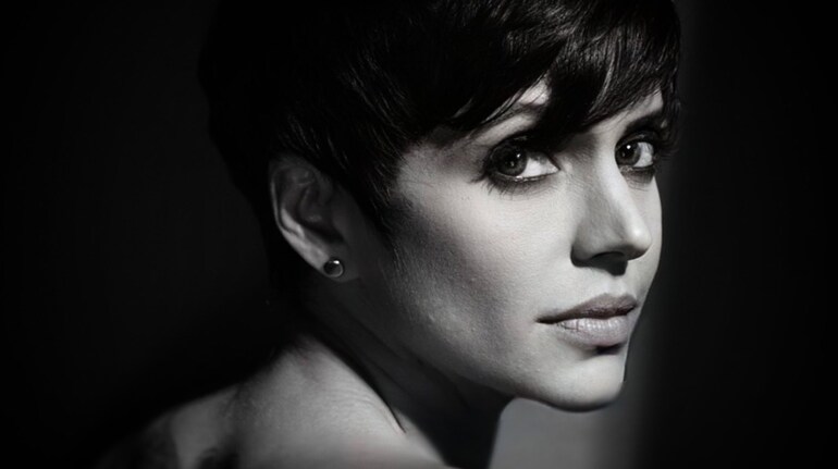 Mandira Bedi reveals her toned body secrets, from 15,000 steps to 1 ...
