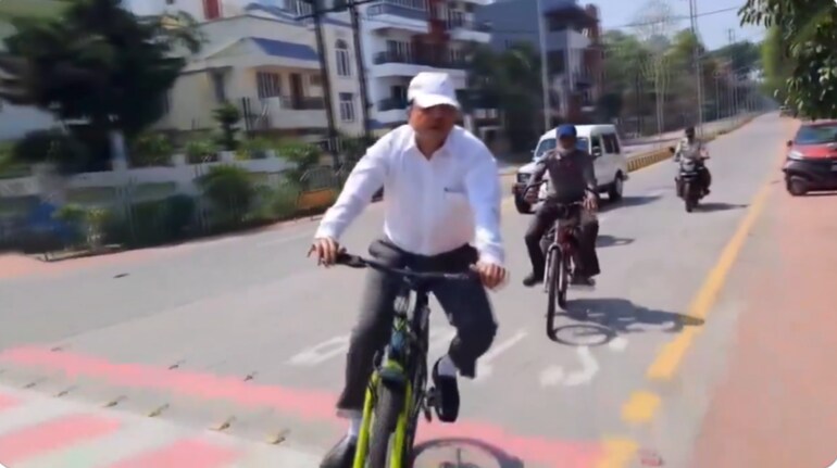Madhya Pradesh High Court judge cycles to court after PM Modi's fuel ...