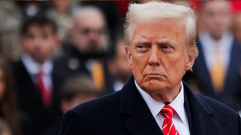 Trump returns from China, considers Iran strike options as Pentagon ...