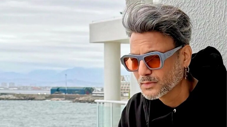 Celeb hairstylist Aalim Hakim calls out toxic behaviour in film ...