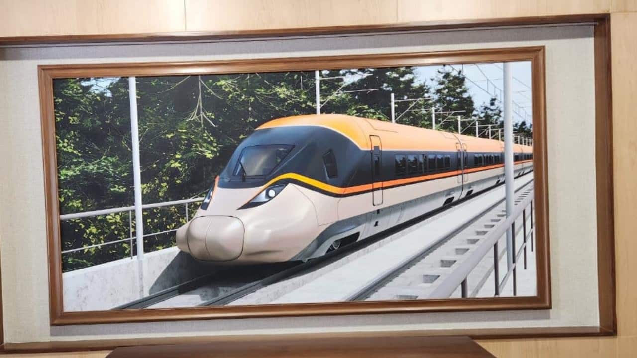 Indian Railways unveils design of India’s first bullet train for Mumbai ...
