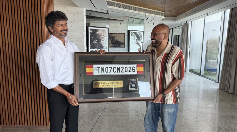 GOAT director Venkat Prabhu gifts Tamil Nadu CM Vijay The Iconic TN07 ...