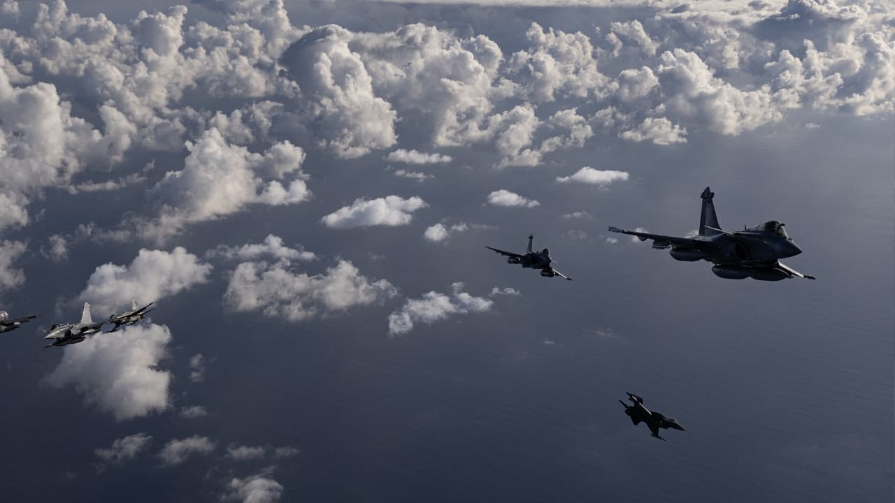 UK readies £6 billion package for stealth jet project with Japan, Italy ...