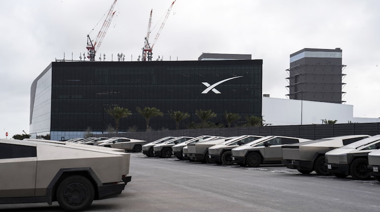 SpaceX’s IPO to mint millionaires in poor Texas border town