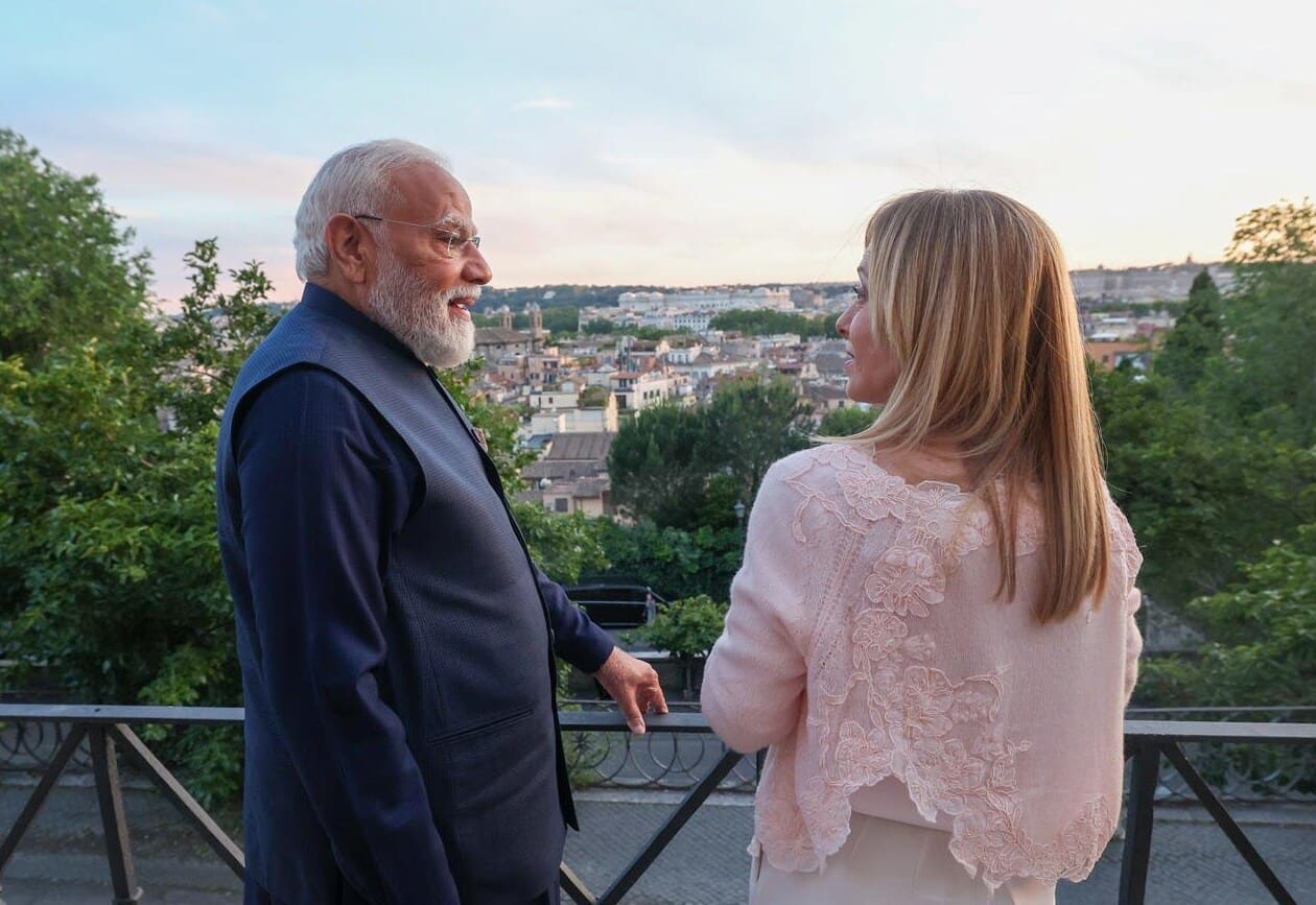 From dinner to the Colosseum: PM Modi, Meloni share glimpses from Rome ...