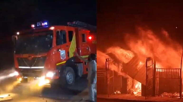 Delhi Shastri Park furniture market fire: Angry locals pelt stones at ...