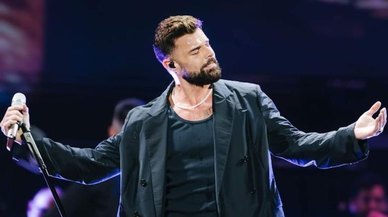 Ricky Martin concert in Montenegro interrupted after tear gas sprayed ...