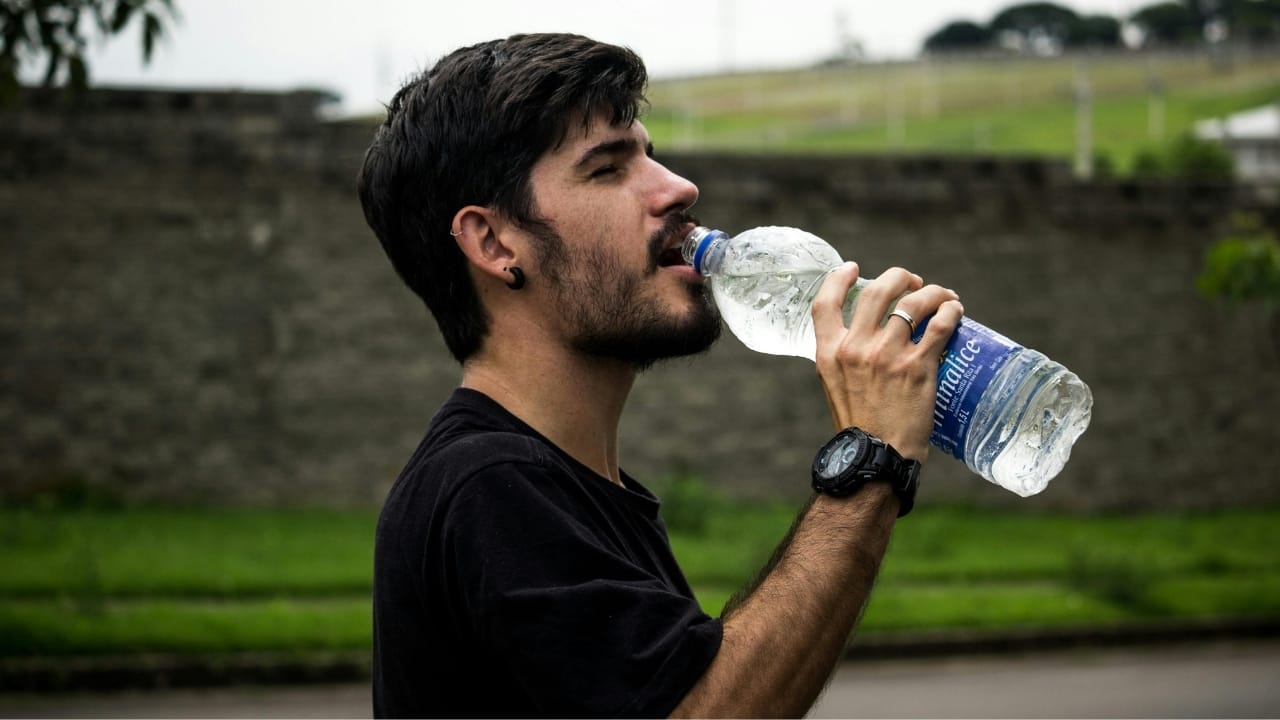Dehydration and diarrhoea cases on the rise: Why extreme heat triggers ...
