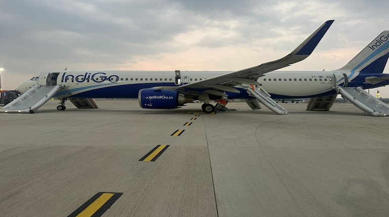 Smoke in IndiGo plane at Bengaluru airport; 2 passengers sustain minor ...