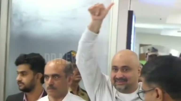 Kerala man returns home on Bakrid after 20 years in Saudi prison, Rs 34 ...