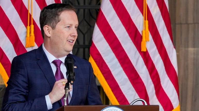 US looking at deeper AI, semiconductor collaboration with India, says ...