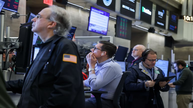 Stocks rally continues on US-Iran peace deal hopes, AI spending optimism