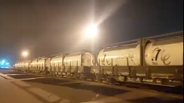 Iran bypasses US blockade with rail oil exports to China, Pakistan ...