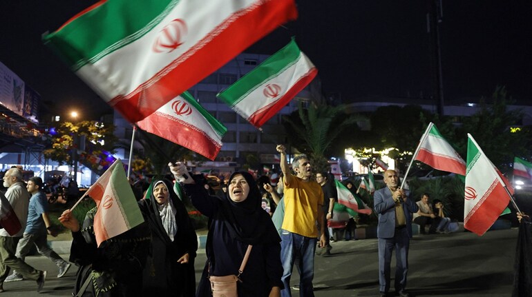 Iran says it targeted Kuwait, Bahrain after US strikes; Kuwait reports ...