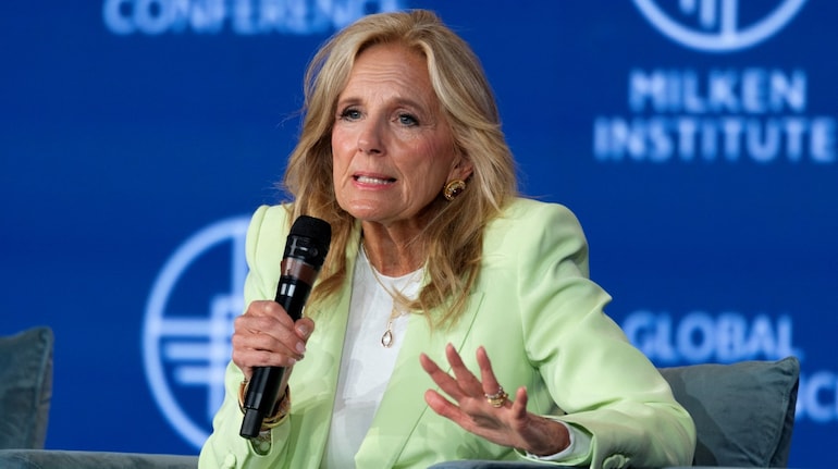 Hidden note for the Trumps, health fears for Joe: 5 bombshells from ...