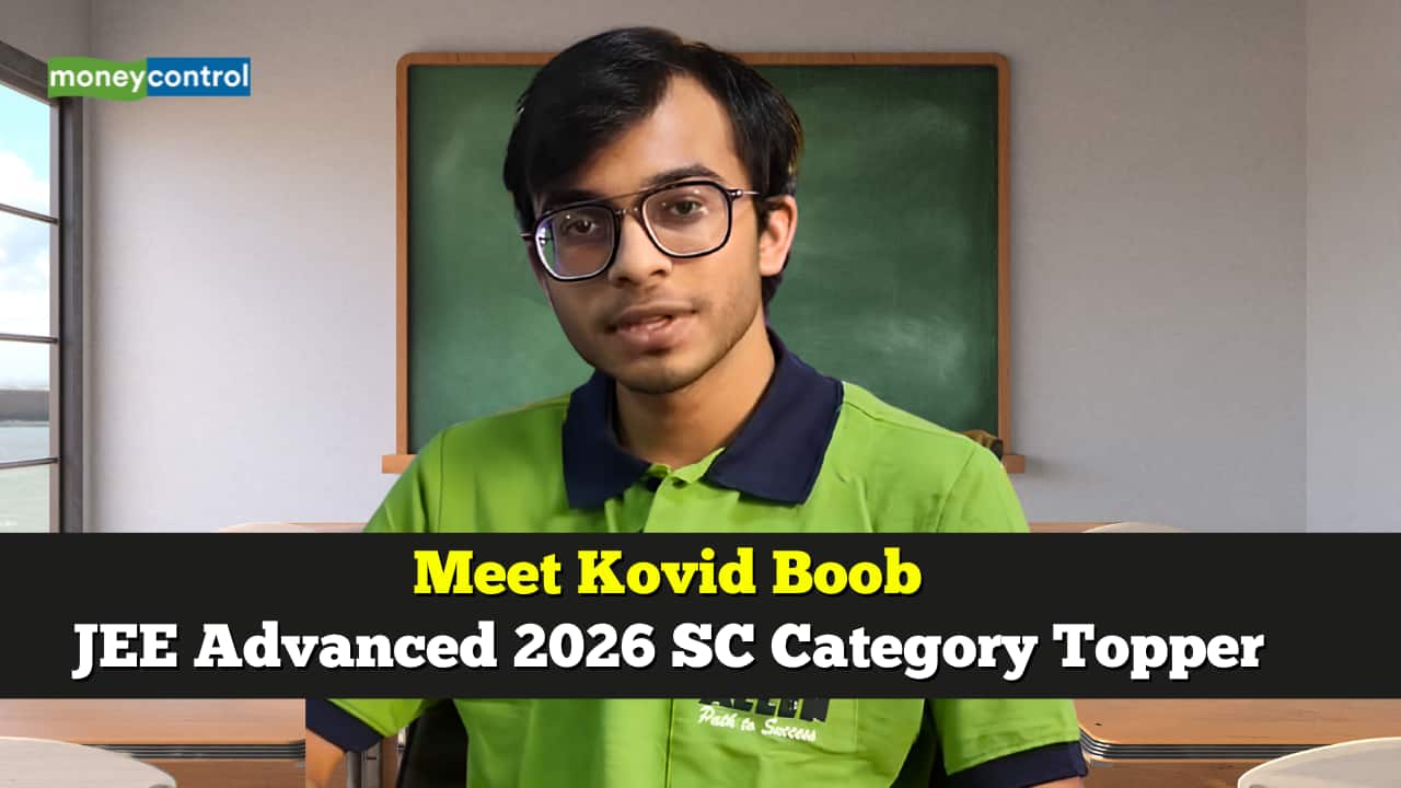 Meet Kovid Boob: JEE Advanced 2026 SC Category Topper With AIR 82