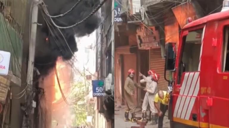 Delhi restaurant fire: Chilling video shows 2 women jumping from ...