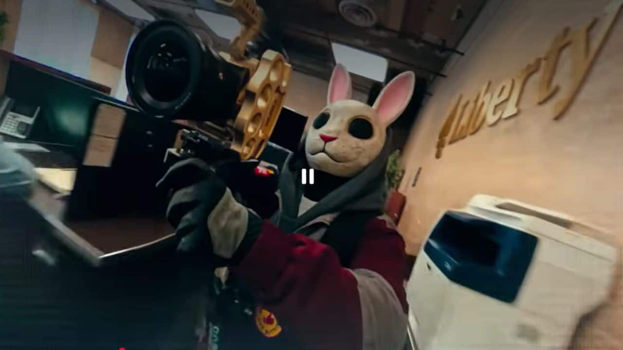 How To Rob A Bank trailer: Nicholas Hoult and Zoë Kravitz star in a ...