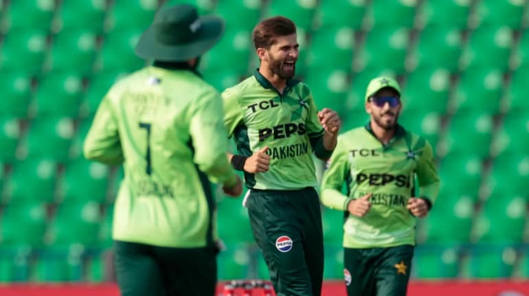 Shaheen Afridi matches legendary duo Wasim Akram and Waqar Younis ...