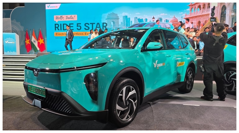 Vingroup's Green SM enters India with all-electric taxi service, takes ...