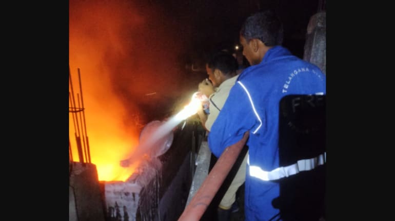 Telangana house fire: Woman, 2 children die after cylinder blast ...