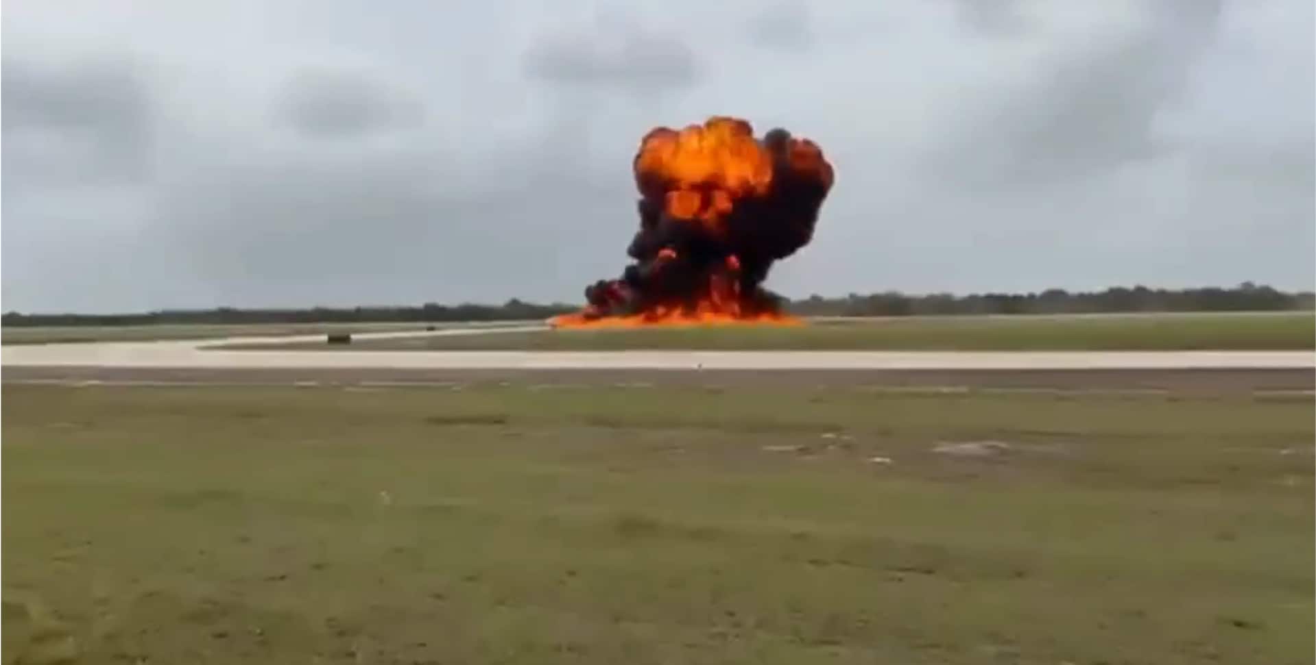 Two dead as private jet explodes during emergency landing attempt in ...