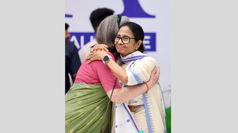 Mamata calls on Sonia Gandhi a day after key INDIA bloc meeting