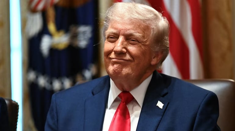 Trump urges Israel and Iran to stop 'shooting' amid renewed missile strikes