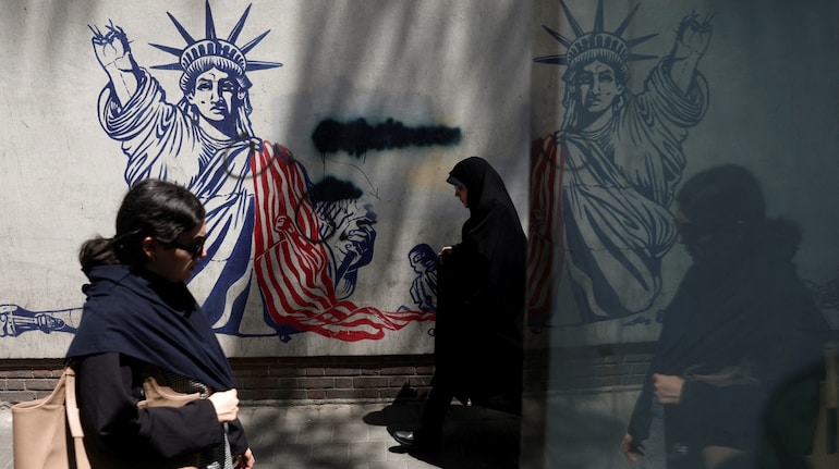 What happens next in Iran crisis? Trump has three options and none of ...