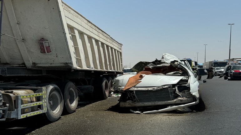 Several Indians among seven killed as minibus slams into broken-down ...