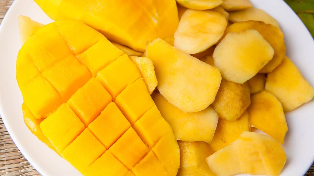 3.3 kg 'Noorjahan' mango in MP fetches Rs 3,800