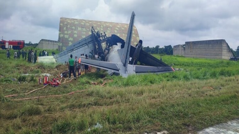 5 IAF personnel killed, co-pilot injured after AN-32 aircraft crashes ...